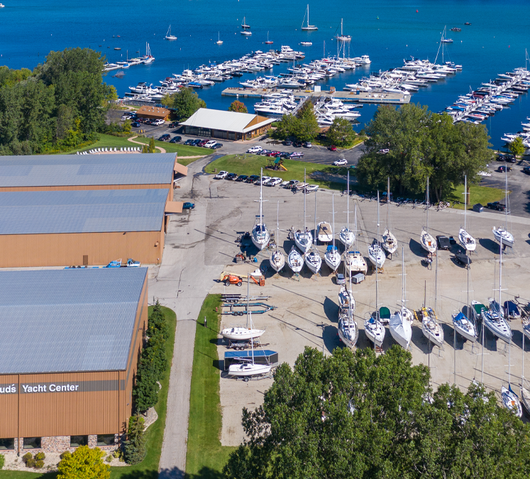 Quarterdeck Marina | Full-Service Marina in Sturgeon Bay | SkipperBud's