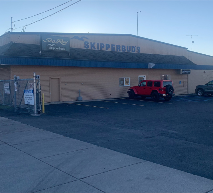 Bay City Marina | On-Site Service & Fuel Boat Slips | SkipperBud's