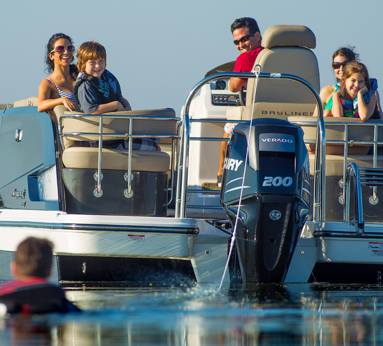 Sell My Boat For Cash | Get Top Dollar For Your Boat Today | SkipperBud's